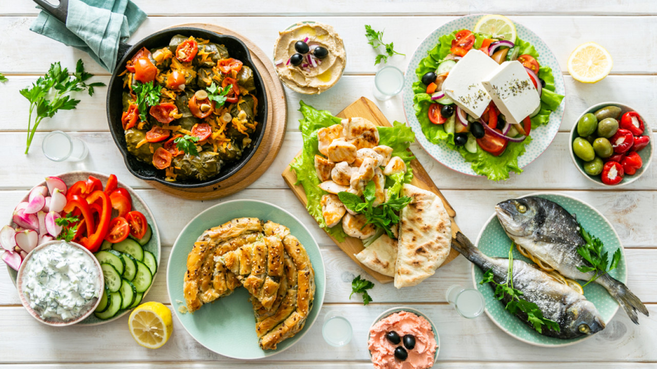 TasteAtlas: Η Ελλάδα έχει την 2η καλύτερη κουζίνα στον κόσμο! | ΣΚΑΪ