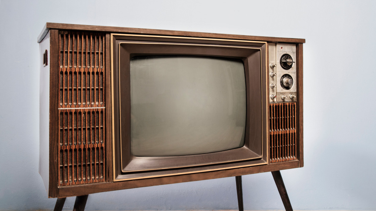 Σαν σήμερα - 1953: Η πρώτη επίδειξη τηλεόρασης στην Ελλάδα | ΣΚΑΪ